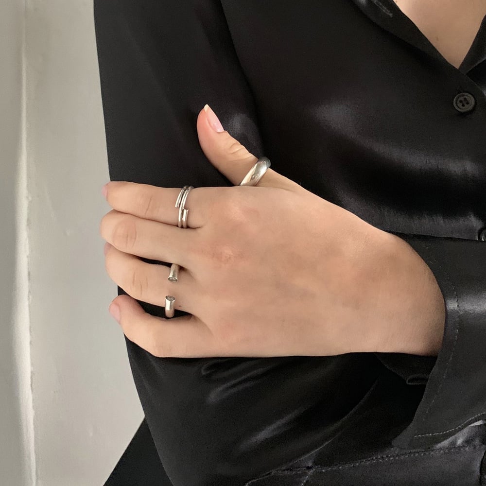 Scho Studio | Theo Open Engagement Ring